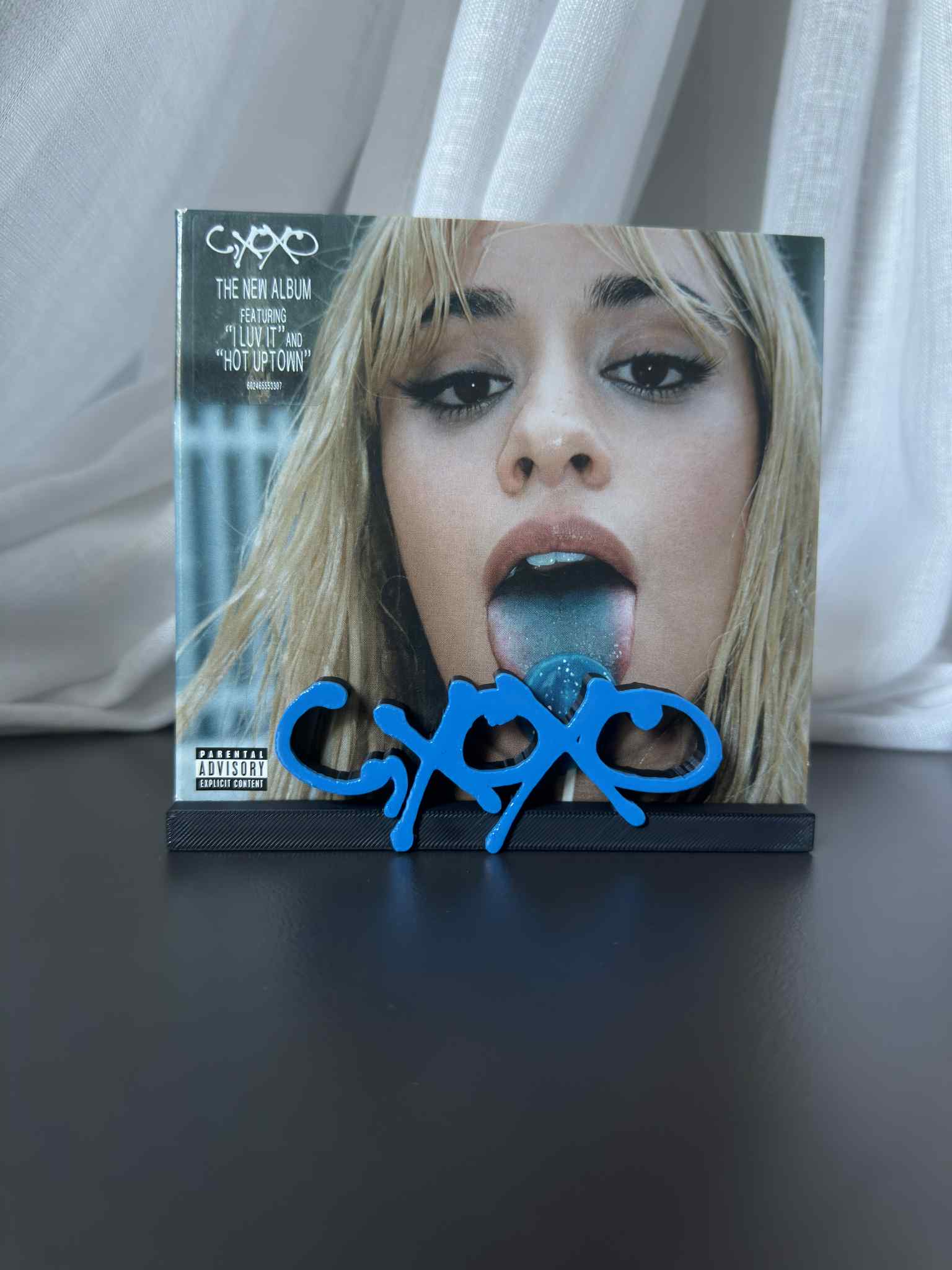 C,XOXO - Camila Cabello (Display Stand) – Stand Groove